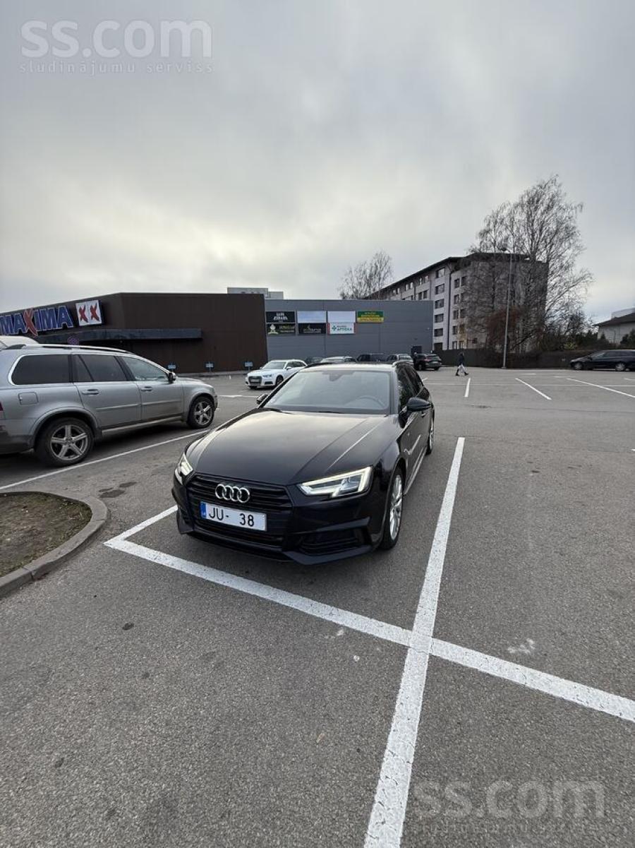 Black Audi A4 2018 in Riga, with an engine capacity of 2.00 L and mileage of 204 thousand km for 15555 €, photo 3 on AUTOMOTO.COM.LV