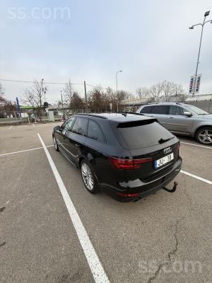 Black Audi A4 2018 in Riga, with an engine capacity of 2.00 L and mileage of 204 thousand km for 15555 €, photo 7 on AUTOMOTO.COM.LV