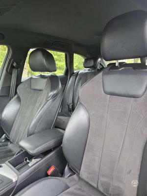 Black Audi A4 2018 in Marijampole, with an engine capacity of 1.98 L and mileage of 110 thousand km for 14399 €, photo 11 on AUTOMOTO.COM.LV