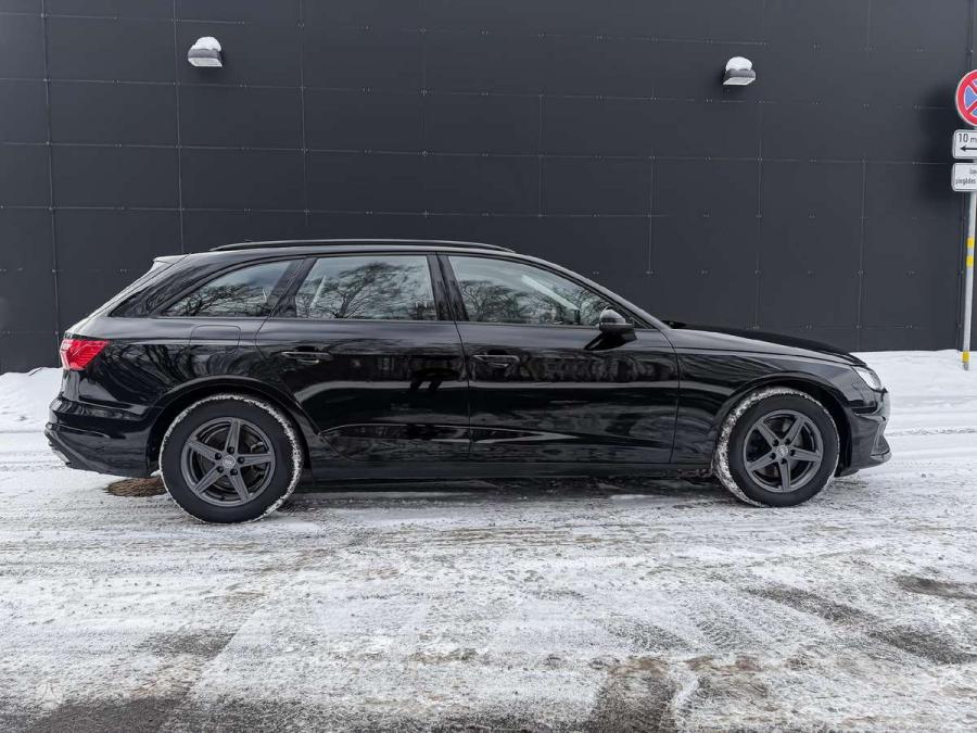 Melns Audi A4 2019 Šauļi, ar dzinēja tilpumu 1.98 L un nobraukumu 220 tūkst. km par 15900 €, foto 4 vietnē AUTOMOTO.COM.LV