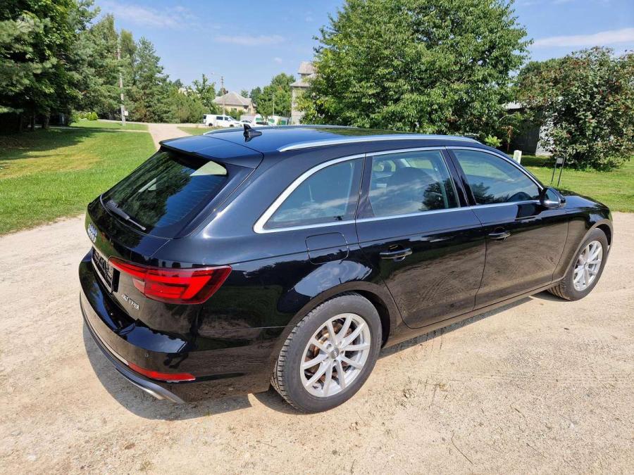 Black Audi A4 2019 in Siauliai, with an engine capacity of 1.98 L and mileage of 283 thousand km for 12400 €, photo 5 on AUTOMOTO.COM.LV