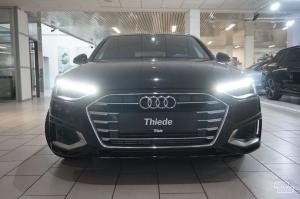 Black Audi A4 2020 in Kaunas, with an engine capacity of 2.00 L and mileage of 61 thousand km for 25263 €, photo 5 on AUTOMOTO.COM.LV