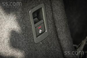 Black Audi A4 2020 in Tukums, with an engine capacity of 2.00 L and mileage of 246 thousand km for 17190 €, photo 27 on AUTOMOTO.COM.LV