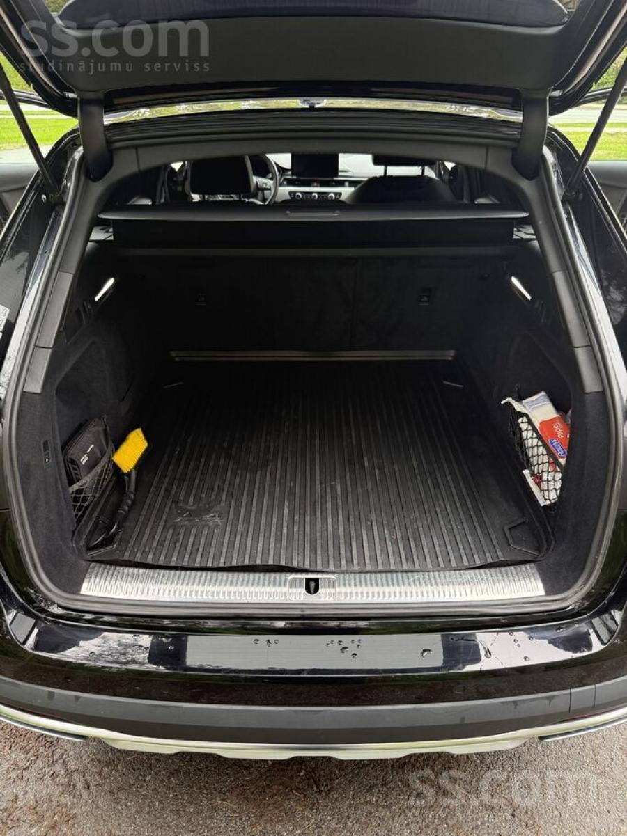 Melns Audi A4 2020 Jūrmala, ar dzinēja tilpumu 2.00 L un nobraukumu 179 tūkst. km par 22500 €, foto 10 vietnē AUTOMOTO.COM.LV