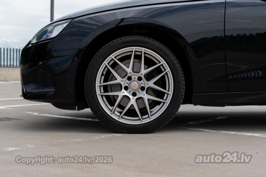 Black Audi A4 2020 in Tallinn, with an engine capacity of 2.00 L and mileage of 191 thousand km for 18999 €, photo 7 on AUTOMOTO.COM.LV