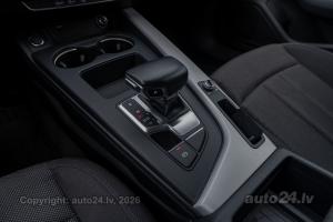 Black Audi A4 2020 in Tallinn, with an engine capacity of 2.00 L and mileage of 191 thousand km for 18999 €, photo 15 on AUTOMOTO.COM.LV