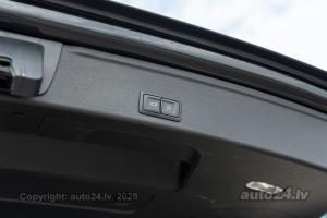 Black Audi A4 2020 in Tallinn, with an engine capacity of 2.00 L and mileage of 191 thousand km for 18999 €, photo 21 on AUTOMOTO.COM.LV