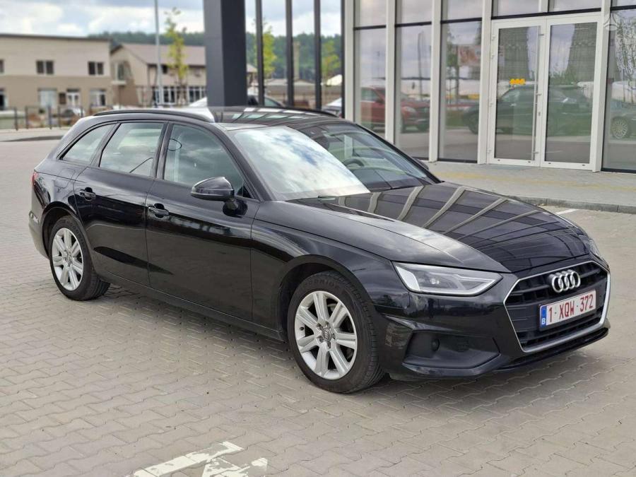 Black Audi A4 2020 in Vilnius, with an engine capacity of 2.00 L and mileage of 205 thousand km for 13900 €, photo 4 on AUTOMOTO.COM.LV