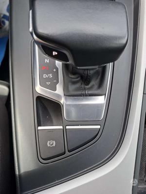 Black Audi A4 2020 in Vilnius, with an engine capacity of 2.00 L and mileage of 205 thousand km for 13900 €, photo 20 on AUTOMOTO.COM.LV