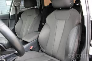 Black Audi A4 2020 in Riga, with an engine capacity of 2.00 L and mileage of 183 thousand km for 19900 €, photo 13 on AUTOMOTO.COM.LV