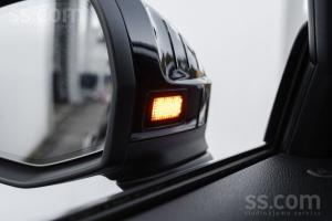 Black Audi A4 2020 in Riga, with an engine capacity of 2.00 L and mileage of 114 thousand km for 21500 €, photo 18 on AUTOMOTO.COM.LV