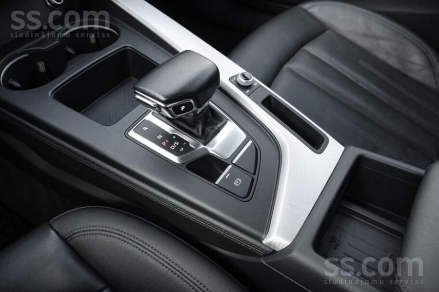 Black Audi A4 2020 in Riga, with an engine capacity of 2.00 L and mileage of 114 thousand km for 21500 €, photo 22 on AUTOMOTO.COM.LV