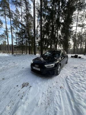 Melns Audi A4 2021 Alīta, ar dzinēja tilpumu 2.00 L un nobraukumu 205 tūkst. km par 21000 €, foto 14 vietnē AUTOMOTO.COM.LV