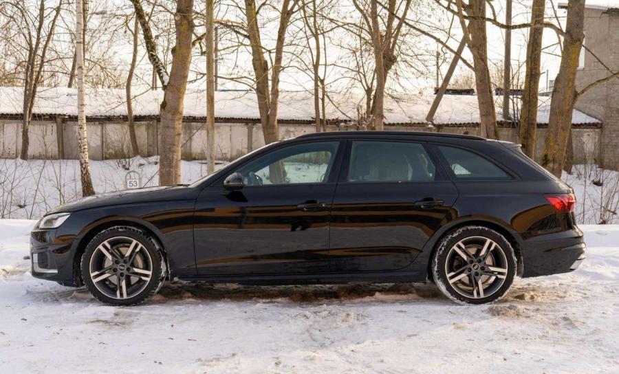 Melns Audi A4 2021 Marijampole, ar dzinēja tilpumu 1.97 L un nobraukumu 203 tūkst. km par 18800 €, foto 14 vietnē AUTOMOTO.COM.LV