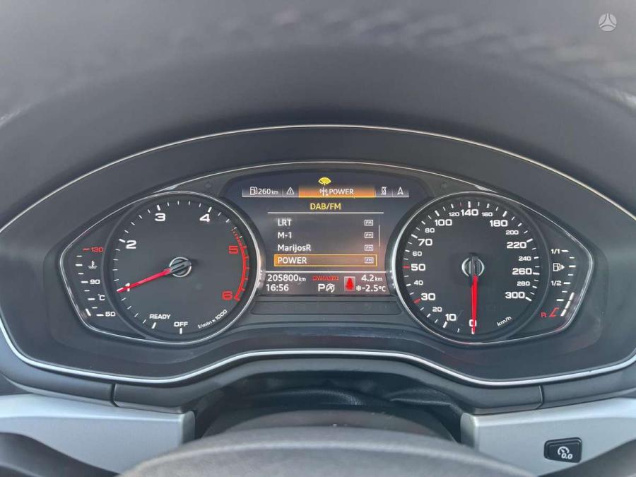 Black Audi A4 2021 in Telschi, with an engine capacity of 1.97 L and mileage of 206 thousand km for 18300 €, photo 33 on AUTOMOTO.COM.LV