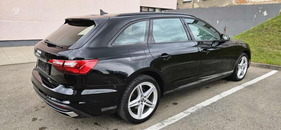 Black Audi A4 2021 in Telschi, with an engine capacity of 1.97 L and mileage of 280 thousand km for 12900 €, photo 13 on AUTOMOTO.COM.LV