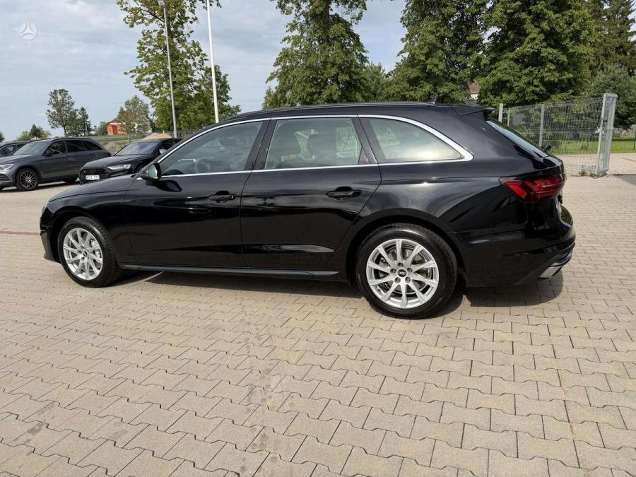 Black Audi A4 2021 in Siauliai, with an engine capacity of 1.98 L and mileage of 195 thousand km for 18990 €, photo 12 on AUTOMOTO.COM.LV
