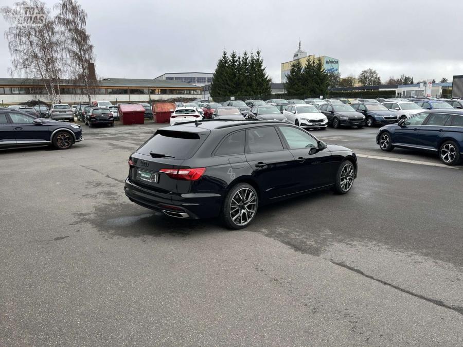 Black Audi A4 2022 in Kaunas, with an engine capacity of 2.00 L and mileage of 47 thousand km for 26994 €, photo 7 on AUTOMOTO.COM.LV