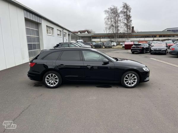 Black Audi A4 2022 in Kaunas, with an engine capacity of 2.00 L and mileage of 50 thousand km for 25346 €, photo 5 on AUTOMOTO.COM.LV