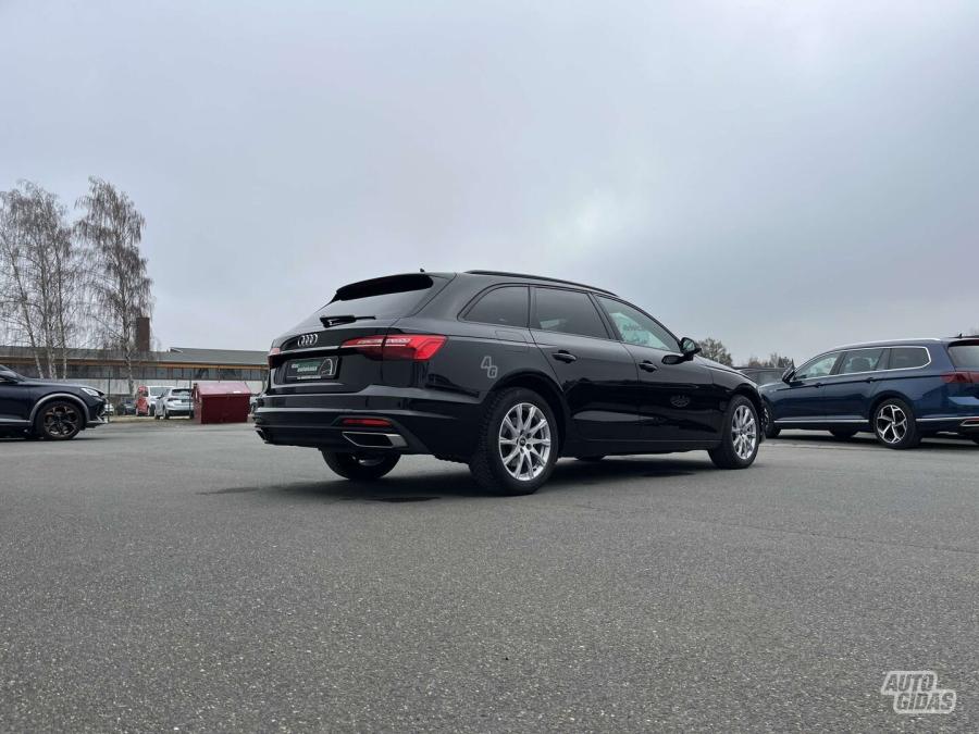 Melns Audi A4 2022 Kauņa, ar dzinēja tilpumu 2.00 L un nobraukumu 50 tūkst. km par 25346 €, foto 6 vietnē AUTOMOTO.COM.LV