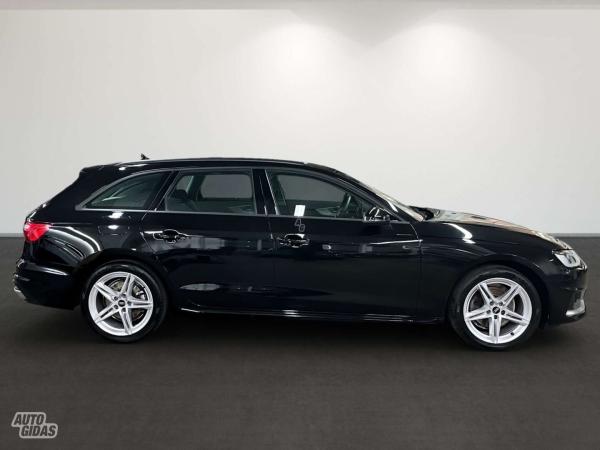 Melns Audi A4 2022 Kauņa, ar dzinēja tilpumu 2.00 L un nobraukumu 34 tūkst. km par 28861 €, foto 4 vietnē AUTOMOTO.COM.LV