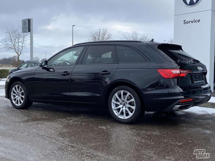 Black Audi A4 2022 in Kaunas, with an engine capacity of 2.00 L and mileage of 51 thousand km for 28985 €, photo 3 on AUTOMOTO.COM.LV