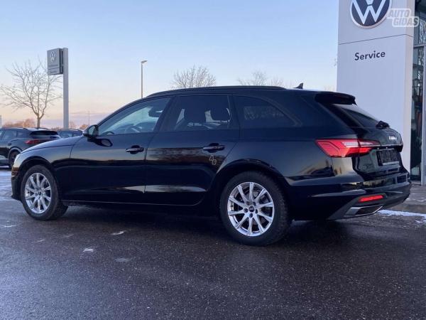 Melns Audi A4 2022 Kauņa, ar dzinēja tilpumu 2.00 L un nobraukumu 49 tūkst. km par 28985 €, foto 3 vietnē AUTOMOTO.COM.LV