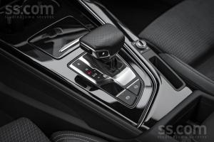 Black Audi A4 2022 in Riga, with an engine capacity of 2.00 L and mileage of 200 thousand km for 24550 €, photo 22 on AUTOMOTO.COM.LV