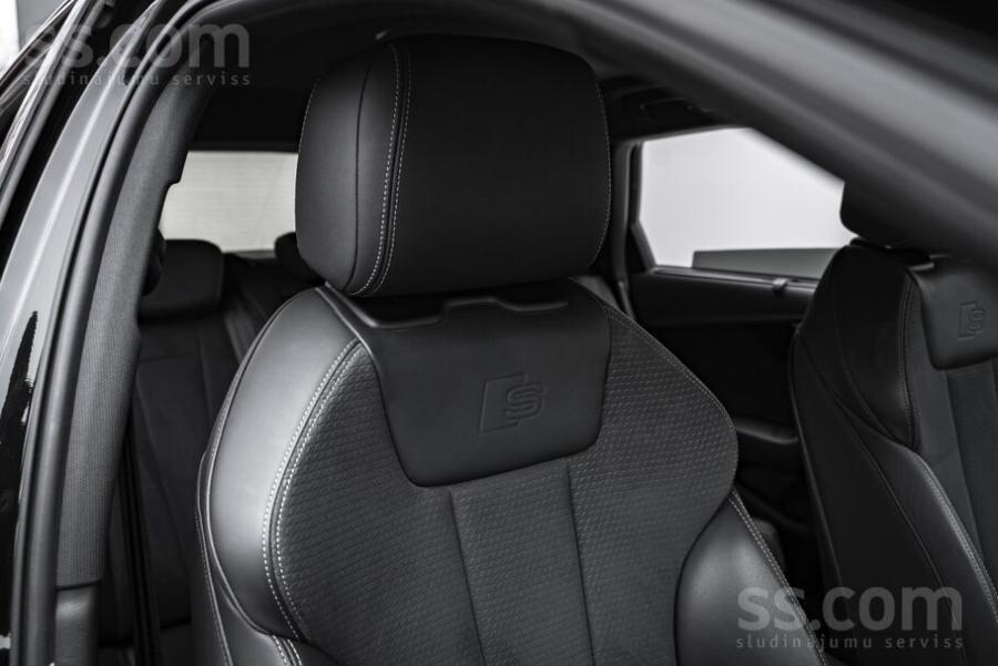 Black Audi A4 2022 in Riga, with an engine capacity of 2.00 L and mileage of 200 thousand km for 23990 €, photo 16 on AUTOMOTO.COM.LV