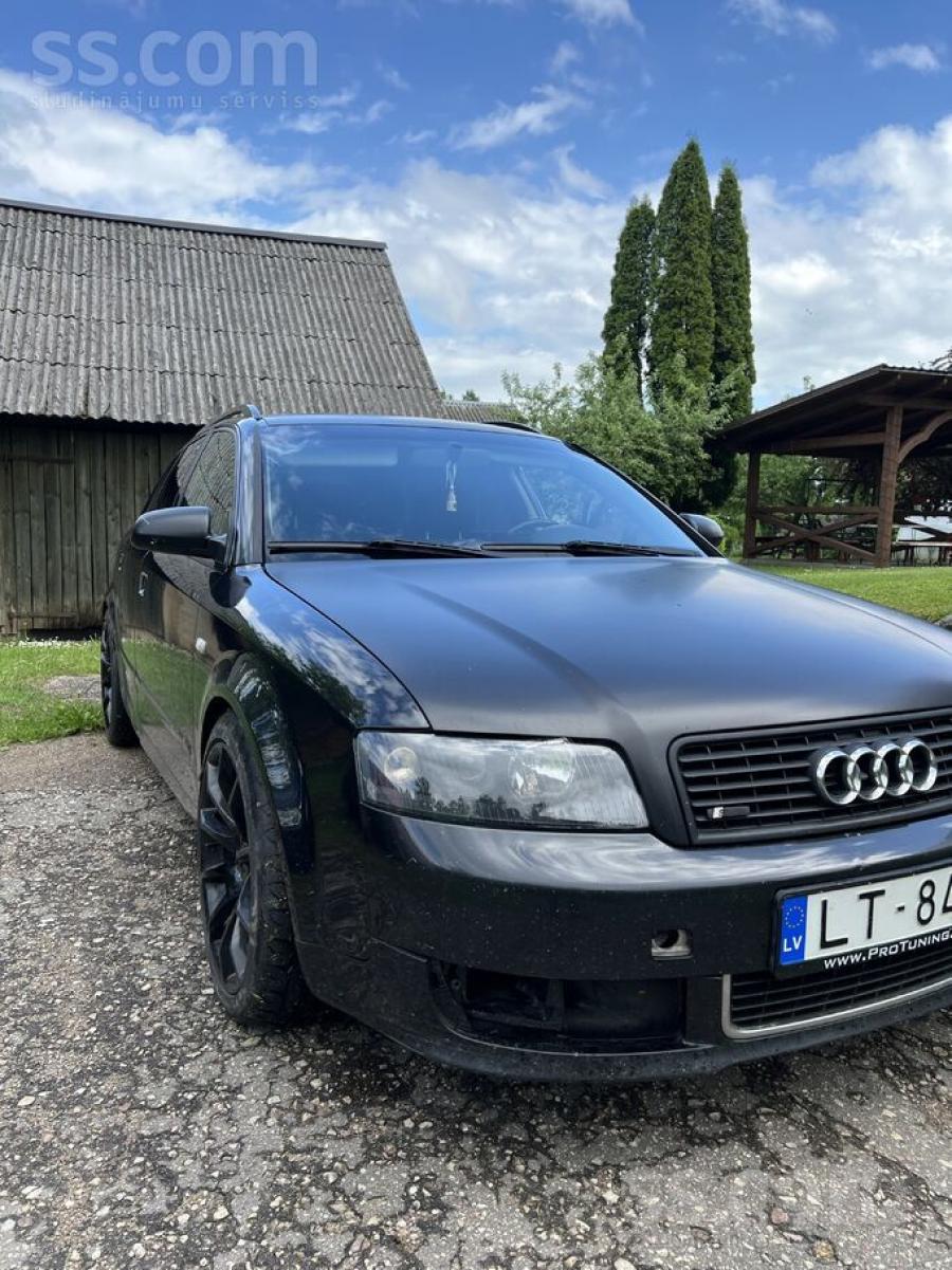 Black Audi A4 2022 in Cesis, with an engine capacity of 2.50 L and mileage of 342 thousand km for 2400 €, photo 1 on AUTOMOTO.COM.LV