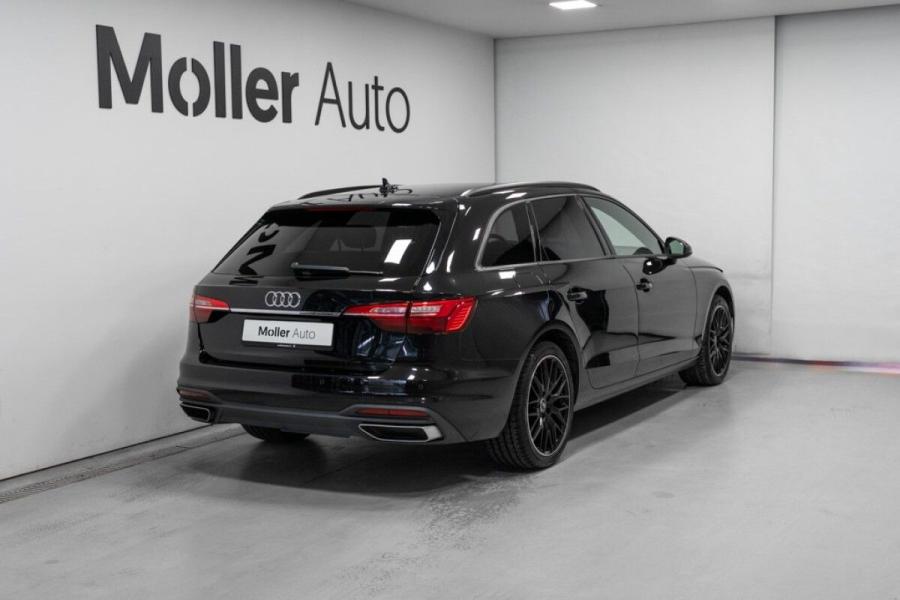 Black Audi A4 2022 in Vilnius, with an engine capacity of 2.00 L and mileage of 163 thousand km for 20900 €, photo 7 on AUTOMOTO.COM.LV