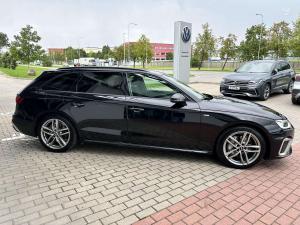 Melns Audi A4 2022 Šauļi, ar dzinēja tilpumu 1.97 L un nobraukumu 140 tūkst. km par 20900 €, foto 5 vietnē AUTOMOTO.COM.LV