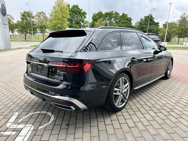Black Audi A4 2022 in Siauliai, with an engine capacity of 1.97 L and mileage of 140 thousand km for 20900 €, photo 7 on AUTOMOTO.COM.LV