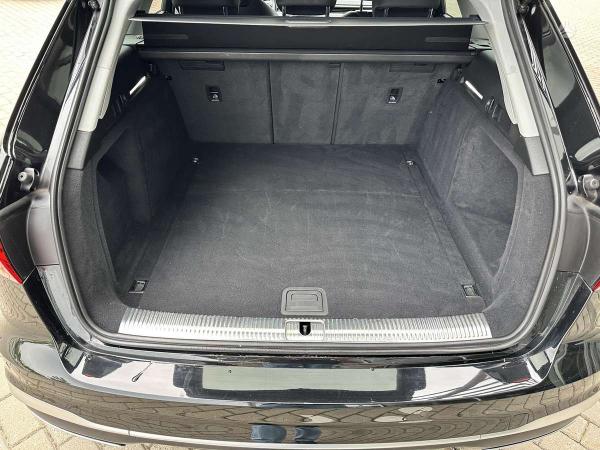 Black Audi A4 2022 in Siauliai, with an engine capacity of 1.97 L and mileage of 140 thousand km for 20900 €, photo 10 on AUTOMOTO.COM.LV