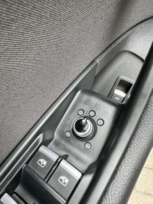 Melns Audi A4 2022 Šauļi, ar dzinēja tilpumu 1.97 L un nobraukumu 140 tūkst. km par 20900 €, foto 19 vietnē AUTOMOTO.COM.LV