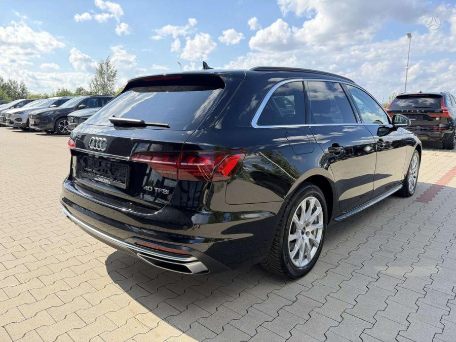 Black Audi A4 2022 in Siauliai, with an engine capacity of 1.98 L and mileage of 196 thousand km for 17990 €, photo 11 on AUTOMOTO.COM.LV