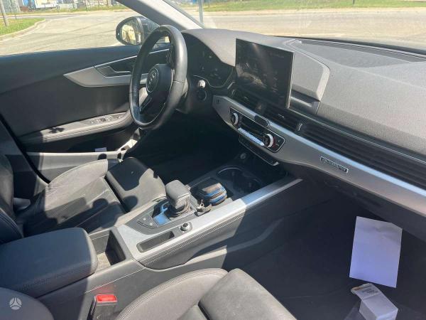 Black Audi A4 2022 in Kaunas, with an engine capacity of 2.00 L and mileage of 184 thousand km for 18800 €, photo 10 on AUTOMOTO.COM.LV
