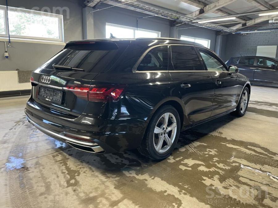 Black Audi A4 2022 in Jurmala, with an engine capacity of 2.00 L and mileage of 200 thousand km for 15950 €, photo 5 on AUTOMOTO.COM.LV