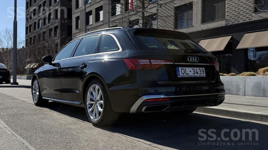 Black Audi A4 2023 in Riga, with an engine capacity of 2.00 L and mileage of 87 thousand km for 28490 €, photo 3 on AUTOMOTO.COM.LV