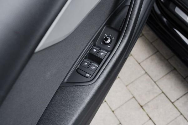 Melns Audi A4 2023 Mārupe, ar dzinēja tilpumu 2.00 L un nobraukumu 174 tūkst. km par 24950 €, foto 8 vietnē AUTOMOTO.COM.LV