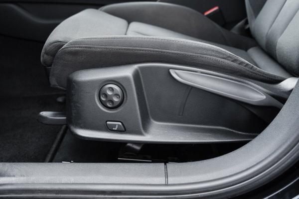 Melns Audi A4 2023 Mārupe, ar dzinēja tilpumu 2.00 L un nobraukumu 174 tūkst. km par 24950 €, foto 11 vietnē AUTOMOTO.COM.LV