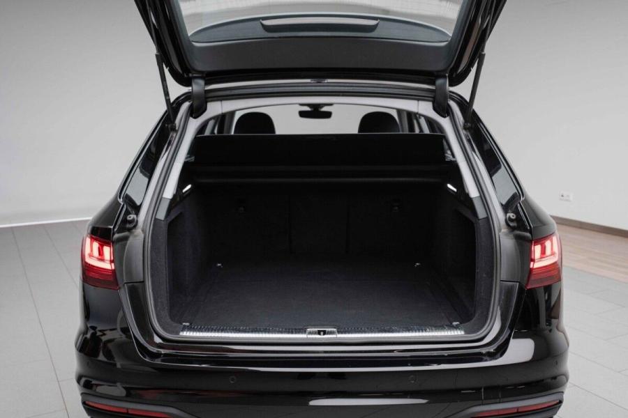 Melns Audi A4 2023 Peetri, ar dzinēja tilpumu 2.00 L un nobraukumu 90 tūkst. km par 22900 €, foto 14 vietnē AUTOMOTO.COM.LV