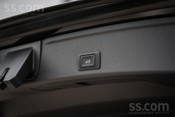 Melns Audi A4 2023 Rīga, ar dzinēja tilpumu 2.00 L un nobraukumu 190 tūkst. km par 24500 €, foto 10 vietnē AUTOMOTO.COM.LV