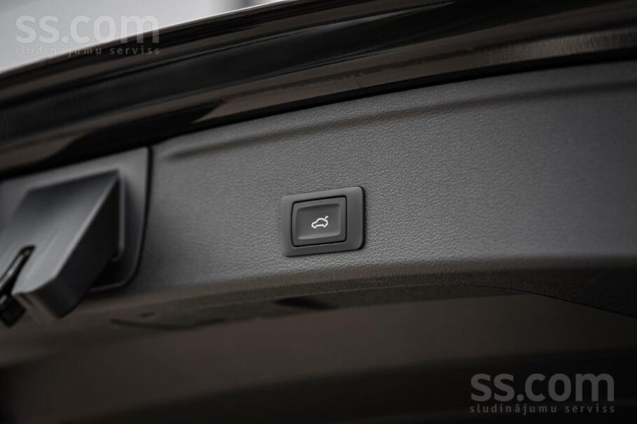 Melns Audi A4 2023 Rīga, ar dzinēja tilpumu 2.00 L un nobraukumu 190 tūkst. km par 24500 €, foto 10 vietnē AUTOMOTO.COM.LV