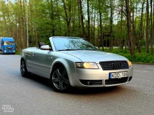 Zils Audi A4 2004 Kauņa, ar dzinēja tilpumu 2.50 L un nobraukumu 306 tūkst. km par 2590 €, foto  vietnē AUTOMOTO.COM.LV