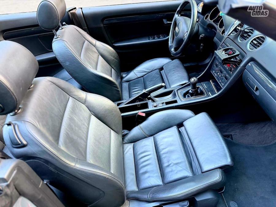 Blue Audi A4 2004 in Kaunas, with an engine capacity of 2.50 L and mileage of 306 thousand km for 2590 €, photo 15 on AUTOMOTO.COM.LV