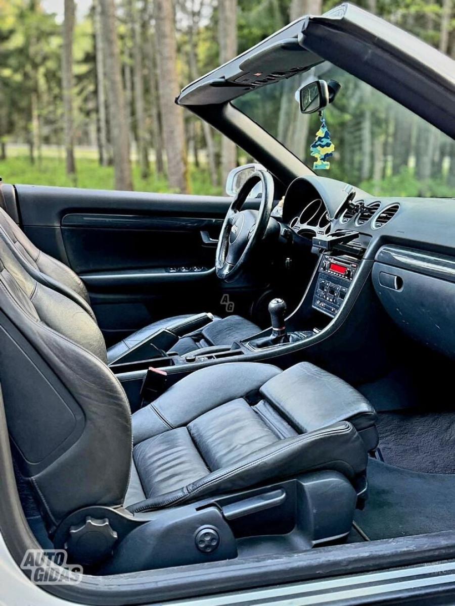 Blue Audi A4 2004 in Kaunas, with an engine capacity of 2.50 L and mileage of 306 thousand km for 2590 €, photo 19 on AUTOMOTO.COM.LV