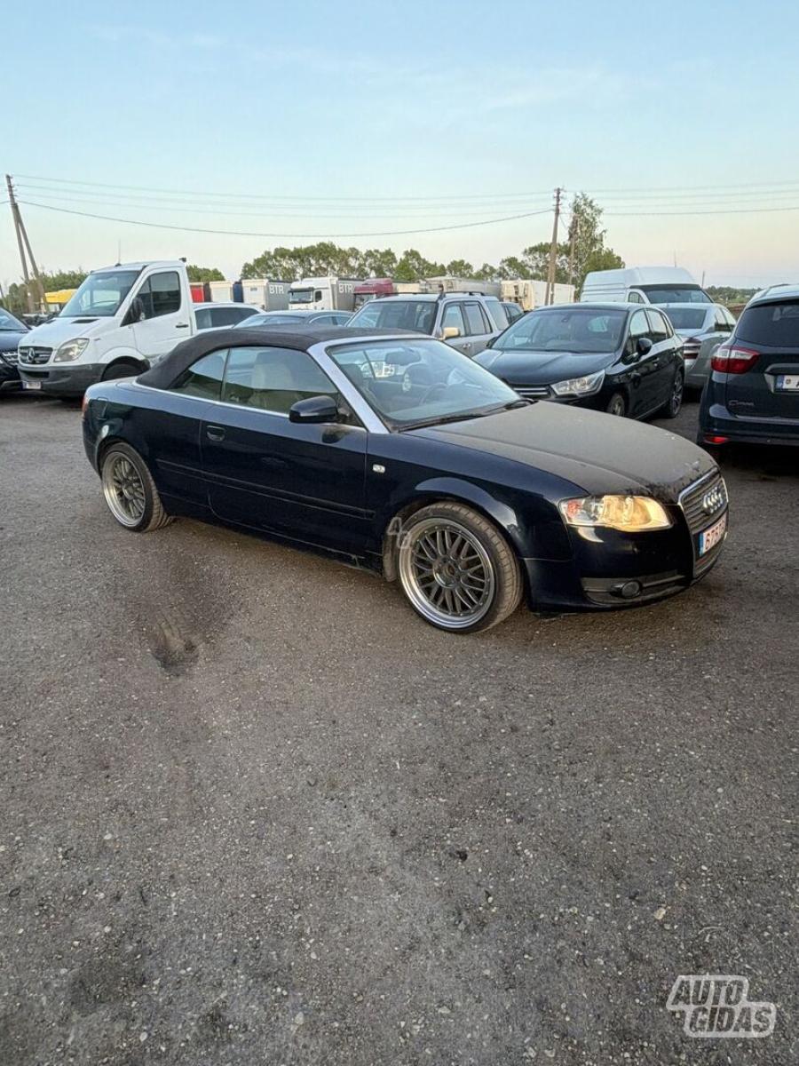 Blue Audi A4 2004 in Vilnius, with an engine capacity of 3.00 L and mileage of 265 thousand km for 2200 €, photo 4 on AUTOMOTO.COM.LV