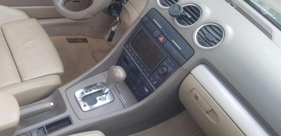 Blue Audi A4 2004 in Panevezys, with an engine capacity of 2.50 L and mileage of 266 thousand km for 3300 €, photo 12 on AUTOMOTO.COM.LV