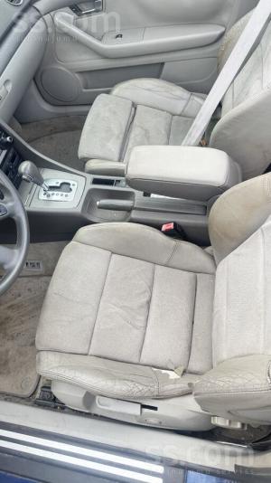 Blue Audi A4 2004 in Riga, with an engine capacity of 1.80 L and mileage of 127 thousand km for 2950 €, photo 8 on AUTOMOTO.COM.LV